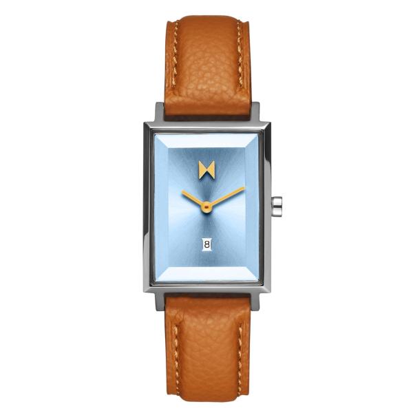 ・A 1950s-inspired vintage silhouette with a modern edge. Contoured with soft lines and elegance, the 24mm Signature Squa...