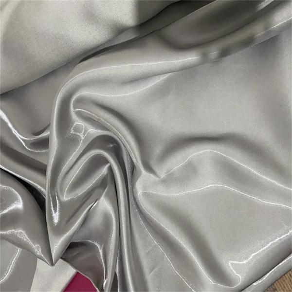 ・This lightweight fabric features a ruffled trim made from high-quality chiffon and organza lace. It's the perfect choic...