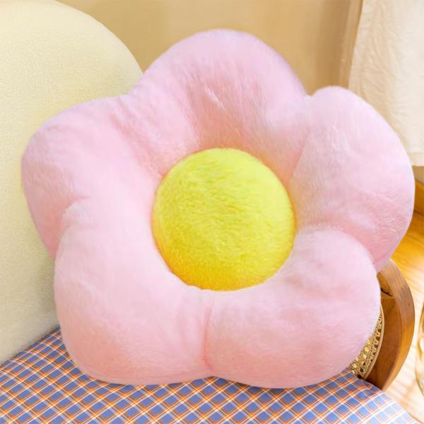 ・【Premium Material】This Daisy decorative throw pillows are made of high imitation rabbit fur cover and PP cotton to fill...