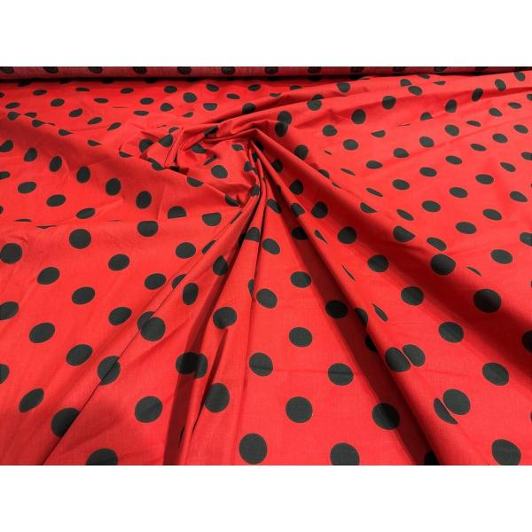 ・Premium Poly-Cotton Blend: Soft, breathable, and wrinkle-resistant fabric that combines the comfort of cotton with the ...