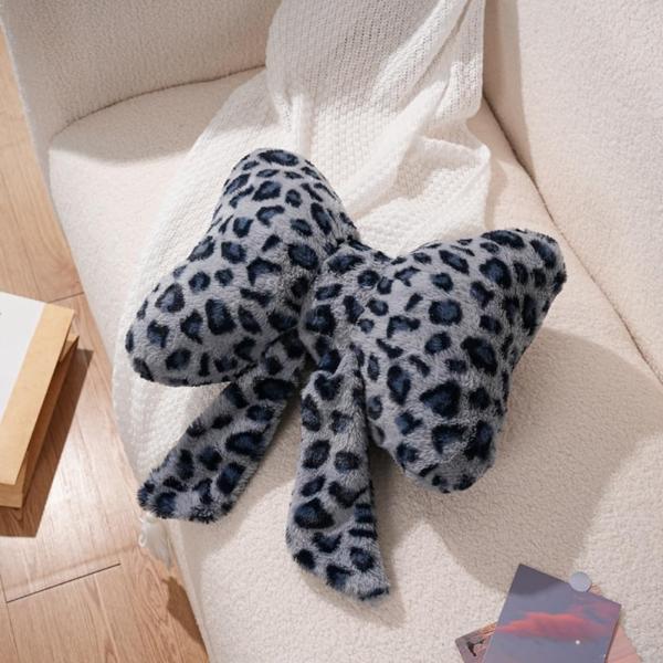 ・Product information: You will receive a butterfly shaped pillow with leopard print, measuring approximately 12.6x14.6 i...