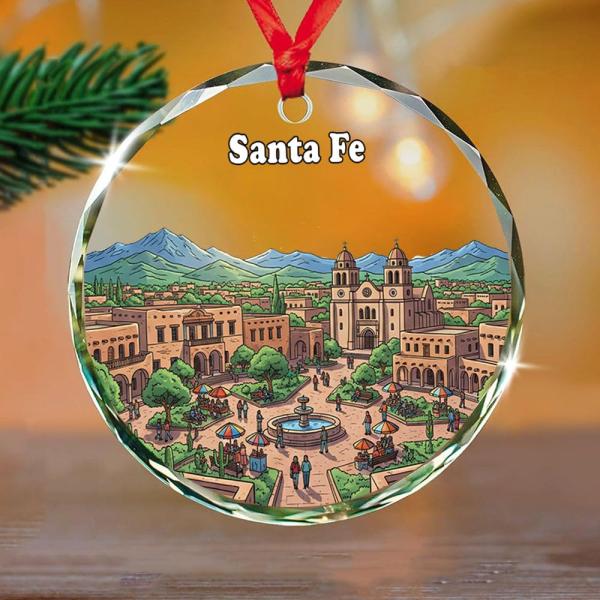 ・[CUSTOM SANTA FE ORNAMENT]: Celebrate the beauty of Santa Fe, USA with this glass Christmas ornament featuring a city s...