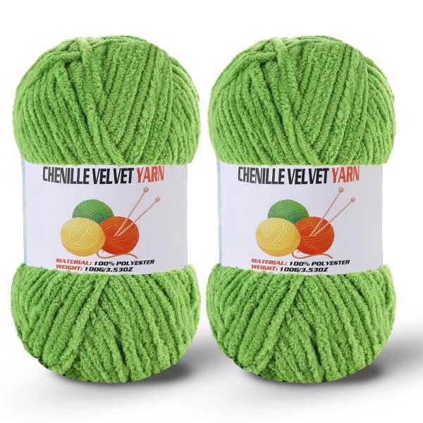 ・Super Fluffy and Soft:The chunky chenille yarn is buttery soft, no shedding or fraying! It remains fluffy and soft afte...