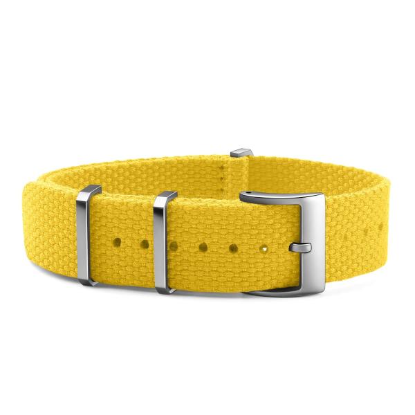 ・Superior Quality Materials: Rugged construction offers extreme durability. Features a rust-proof stainless steel buckle...