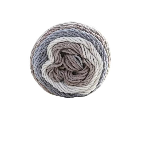 ・<br>このウール糸は45コットンと55アクリル、重量100gで作られており、多様なクラフトニーズに適しています。軽量で、スペースを占有することなく取り扱いや保管が簡単で、長期間使用するのに十分な耐久性があります。・<b...