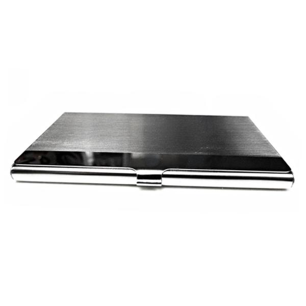 ・Desk business card holder--keep your business cards readily available to hand out when you keep them in the case,metal ...