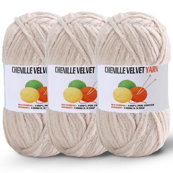 ・Super Fluffy and Soft:The chunky chenille yarn is buttery soft, no shedding or fraying! It remains fluffy and soft afte...