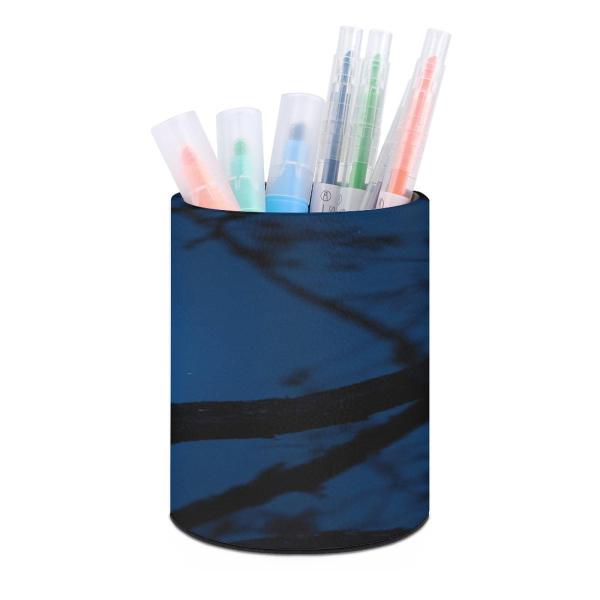 ・Material:Featuring a PU leather exterior and a sturdy paper barrel interior and base,this Modern Owl Night Pen Holder d...