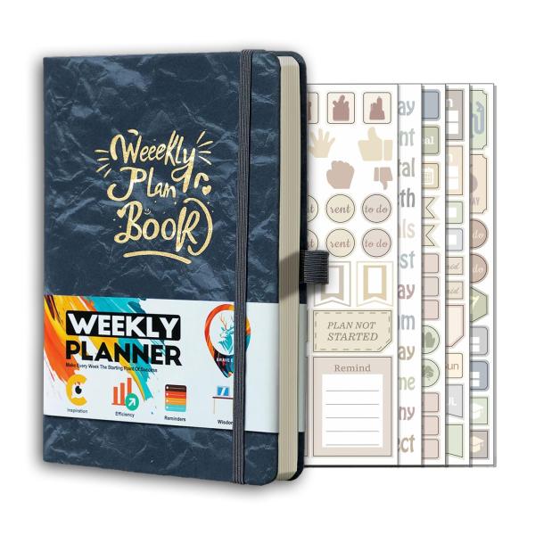 ・【PREMIUM VELVET FINISH WITH GOLD FOIL】Start each day with understated elegance. This daily planner features a soft velv...
