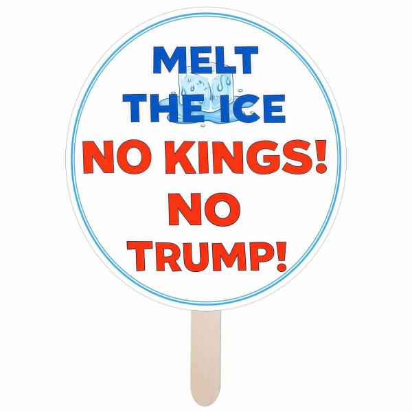 ・Bold "No Kings In America" design makes a strong visual impact in any setting・Made from 4mm corrugated plastic that res...