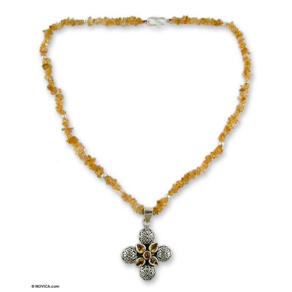 商品名:  NOVICA Handmade Citrine Pendant Necklace Silver Sterling Yellow Beaded India Misted Cross Birthstone 'Mughal Cross...