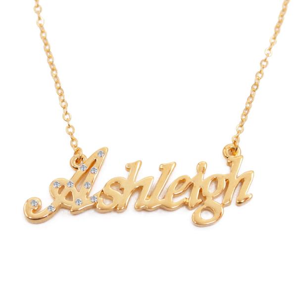 商品名: Zacria Ashleigh 名前入りネックレス 18Kゴールドメッキネックレス - ジュエリーギフト 女性 ガールフレンド 母 姉妹 友人 Zacria Ashleigh Personalized Name Necklace ...