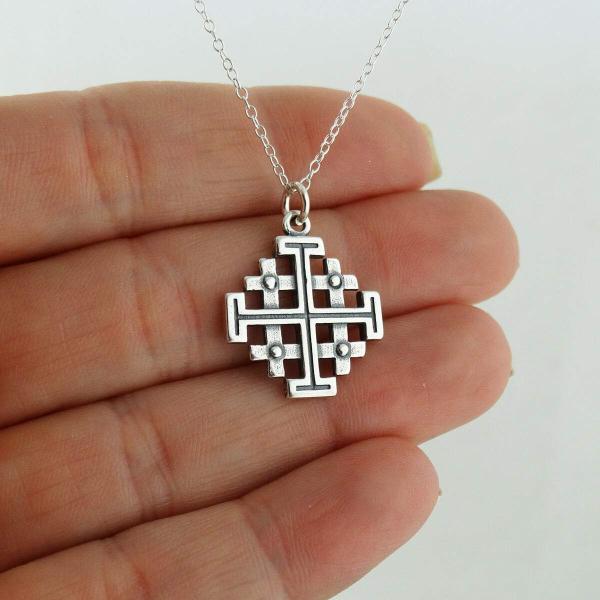 商品名:  Jerusalem Cross Necklace - 925 Sterling Silver - Five-fold Pendant Symbol Potentブランド: Generic商品番号: 色: silver素材: St...