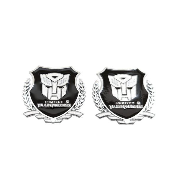 商品名:  2X Car Styling Metal Transformers Autobots Side Door Auto Emblem Badge 3D Rear Trunk Logo Sticker Decal (Silver)ブラ...
