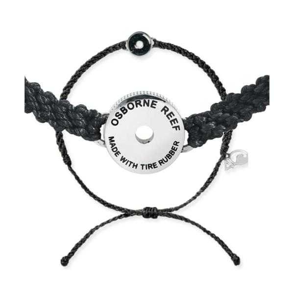 商品名: 4Ocean オリジナル ハンドメイド 編み込みブレスレット リサイクルプラスチック製 ステンレススチールチャーム+ステッカー 男女兼用 男女兼用 男の子 女の子 海洋生物の保護をサポート, One-Size, プラスチック, 宝...