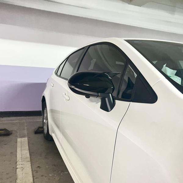 商品名:  Tocatus for Toyota Corolla 2020 2021 2022 Rearview Mirror Cover Side Mirror Protector, ABS Glossy Black 2pcsブランド: ...