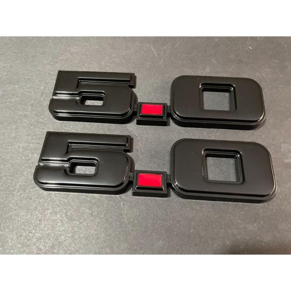 商品名:  2Pc 5.0 Liter Engine Logo Emblems 3D Badges Fender Side Plate Right Left Nameplate Sticker Decal Replacement for 1...