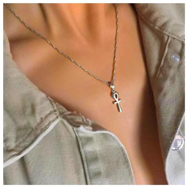 商品名: Allereyae ヴィンテージ フェミニストネックレス ジェンダーシンボル ペンダントネックレス シルバー フェミニスト ホールマーク ネックレス チョーカー シルバー ミニマル ネックレス ジュエリー レディース ガールズ (...