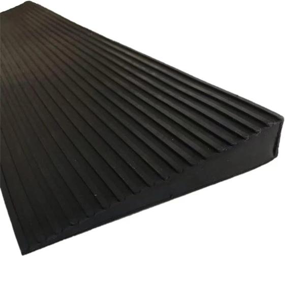 商品名:  Rubber Solid Non-Slip Ramp,500KG Load Threshold Ramps,Portable Lightweight Ramp for Wheelchairs, Cars Vehicles, Ca...