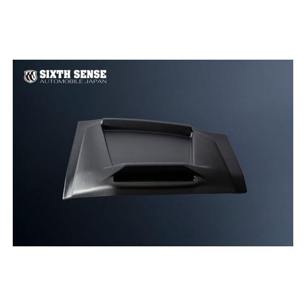 メーターフード部分にお取り付け頂くことでスマートフォンをストレスなくご利用になれます。両面テープで簡単にお取り付け頂けます。