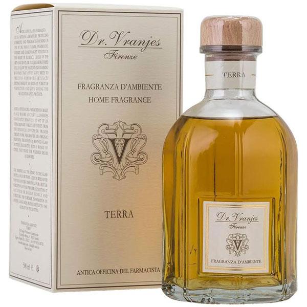 イタリア・フィレンツェ発ルームフレグランス。最高品質のエッセンシャルオイルを使用したルームフレグランスブランドです。TERRA ＜テラ（テッラ/大地）＞リッチなシベリアンパインの香りに、グリーンモスとラヴェンダー、バニラとミントが美しく調和...