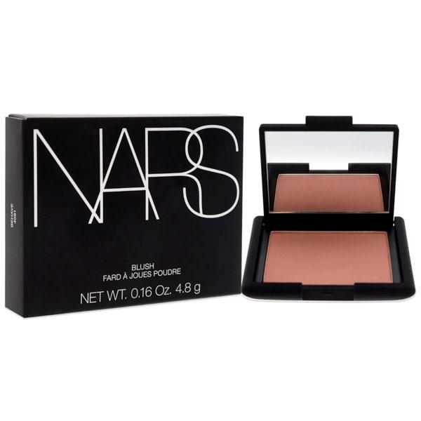 ・透明感のある自然な仕上がりのチーク・やわらかくよくなじむ超微粒子のパウダーでマットでツヤのある仕上がり・スタイリッシュで豊富な色展開商品名に【並行輸入品】と記載のあるものは海外正規品となります。・国内正規品とパッケージ、成分、問い合わせ先...