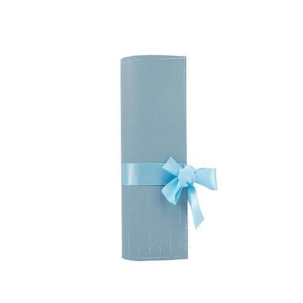 こちらの商品は追跡可能メール便/定形・定形外郵便にて発送します。宅配便ご希望のお客様は「有料宅配便」をご選択ください。【商品説明】・ケース付きのメイクブラシ10本セットです。・グリップが握りやすいデザインになっています。・毛先のカーブが肌に...