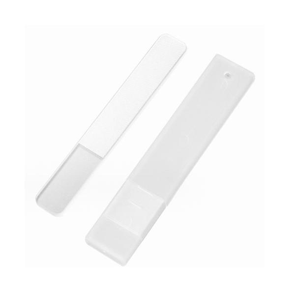 【商品説明】・ガラス製で清潔な爪磨き。・表面にキメの細かいヤスリ加工がされているので、爪に優しく滑らかで綺麗な仕上がりとなります。・爪を磨いた後の削りカスも水洗いできれいになります。・繰り返し使用可能。・ケースが付属しているので持ち運びして...