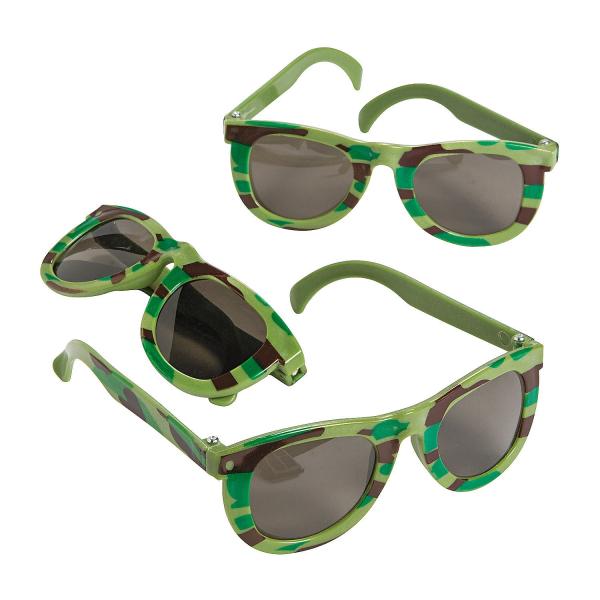 商品名: Fun Express 迷彩 アーミー キッズ サングラス (12個セット) パーティー用品 Fun Express Camo Army Kids Sunglasses (Bulk set of 12) Party Supplie...