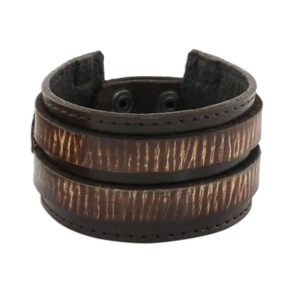 商品名:  NOVICA Handmade Men's Leather Wristband Bracelet from Thailand No Stone [9 in min L x 9.75 in max L x 1.5 in W] 'G...