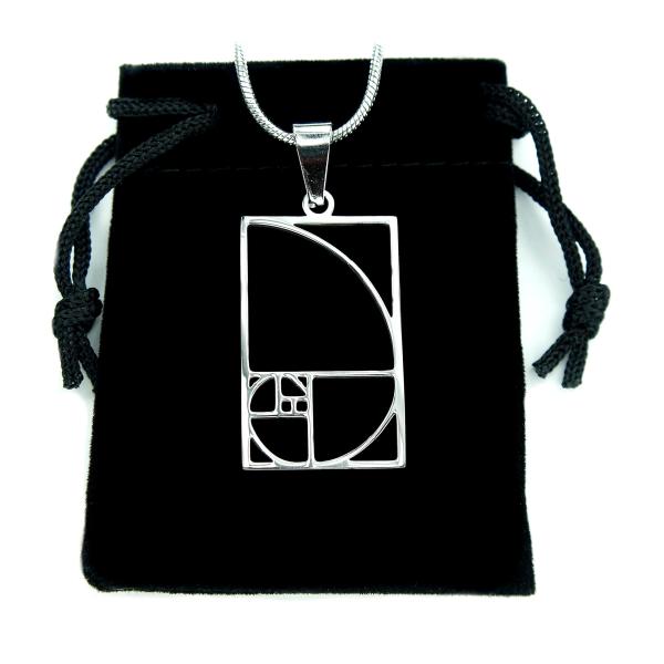 商品名: Ann Claridge フィボナッチネックレス 変色しない純304ステンレス鋼 Fibonacci シーケンススパイラル神聖な幾何学シンボルチャームペンダントジュエリー 18インチ (45cm) Fibonacci Neckla...