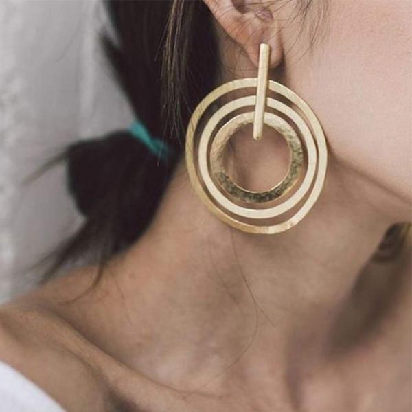 商品名Doubnine ラージサークルフープステートメントイヤリング ボーホー マルチループ ゴールド幾何学イヤリング レディースDoubnine Large Circle Hoops Statement Earrings Boho Mul...