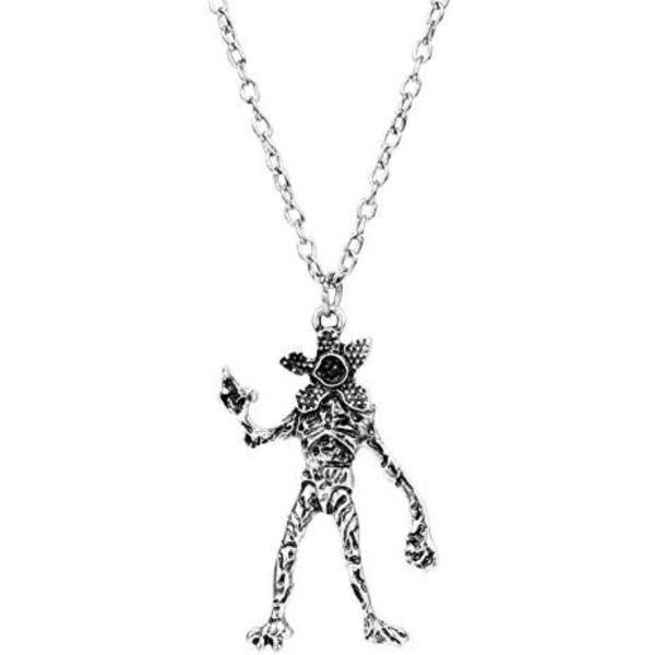 商品名Kiaka Stranger Things TV Show Demogorgon Demodog Monster Pendant Merchandise Necklaceブランド：Kiaka商品サイズ：高さ：0.5 cm横幅：5.1 ...