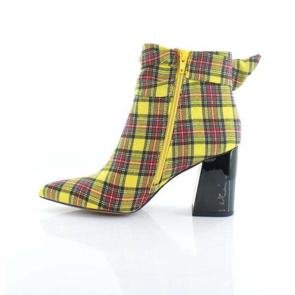 商品名:  Betsey Johnson Women's MILLBURN Fashion Boot, Yellow Plaid, 7.5ブランド: Betsey Johnson商品サイズ: 7.5高さ: 31.9024cm横幅: 28.9...