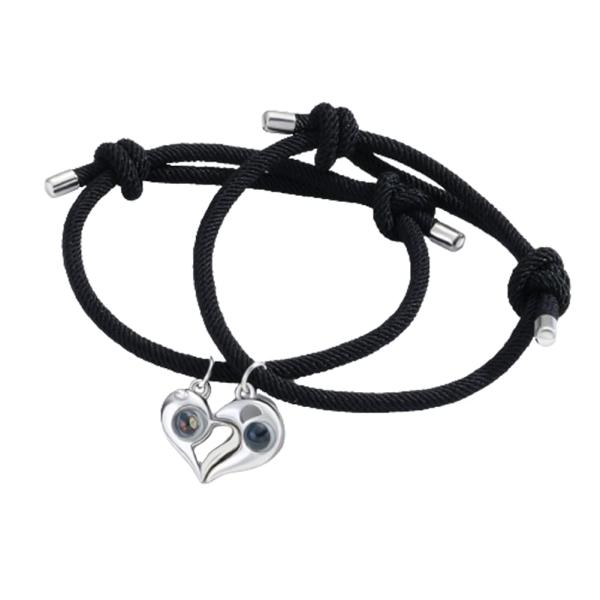 商品名: ペアラブハートブレスレット カップル用 マグネット式 100言語 I Love You プロジェクションブレスレット ストリング レディース メンズ バレンタインデー ジュエリーギフト, 金属 石材, 宝石なし。 Matching...