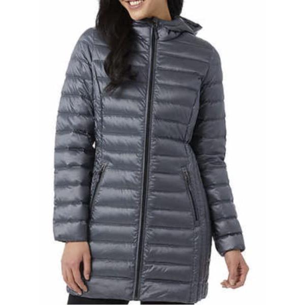 商品名:  Aventure Ladies' Lightweight Down Jacket Gray Rosin Smallブランド: Aventure商品サイズ: 4高さ: 40cm横幅: 30.6cm奥行: 11.1cm重量: 370...