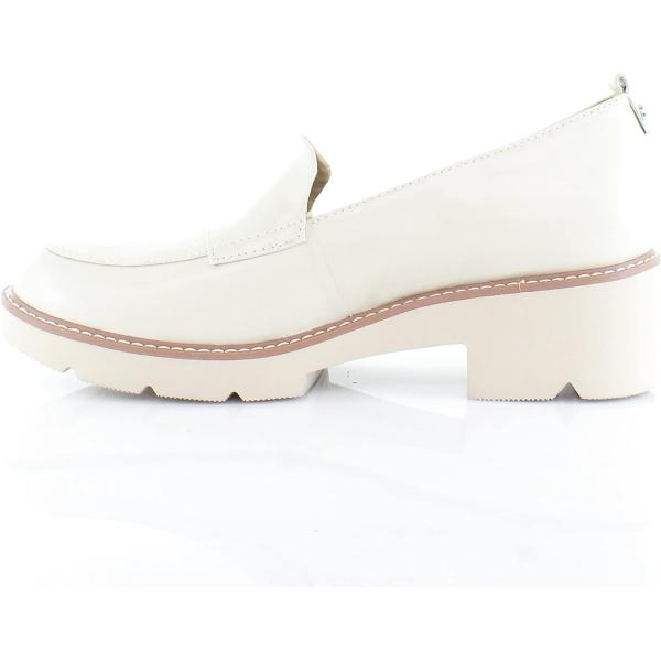 商品名: Naturalizer レディース Darry スリッポン 軽量 ラグソール ヒール付きローファー, ポーセリン, 8.5 Wide Naturalizer Darry Porcelain 8.5 W (C)ブランド: Natur...