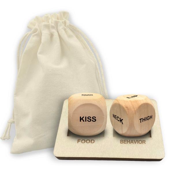 商品名: ロマンチックなデート行動の決定キューブ 面白いカップルゲーム デートナイト用 レディース メンズ 日付決定メーカー 木製 ボディタッチサイコロ カップルへのユニークなウェディングギフト wuguimeii Romantic Dat...