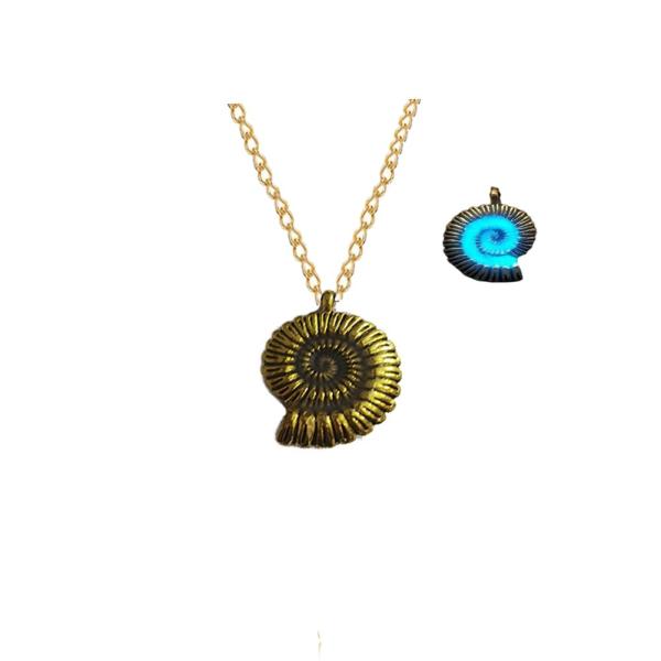 商品名: コンクシェルネックレス ボーホー エスニック 貝殻ペンダントネックレス ステンレススチール カタツムリシェル スパイラルネックレス レディース メンズ ガールズ サマージュエリー ギフト, 宝石なし Conch Necklace ...