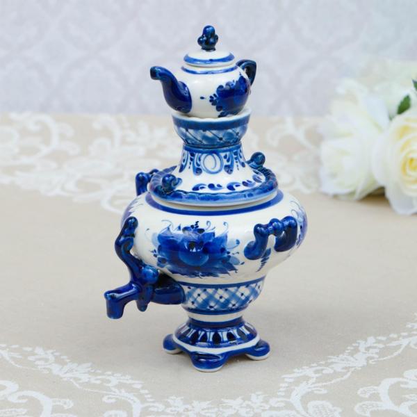 商品名:  AEVVV Traditional Gzhel Porcelain Samovar | Hand-Painted Russian Ceramic Teapot | 7.1" Decorative White &amp; Blue...