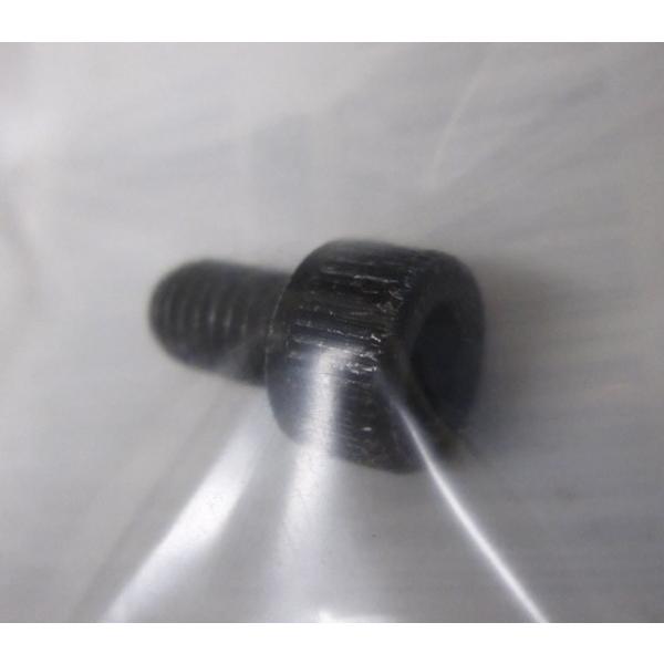 六角穴付ボルト（M6×10mm）・使用機材：HP900P、HP900PTW、HP900PTWL、HP900RS、HP900RSW・シングルペダル、ツインペダルで使用されています。