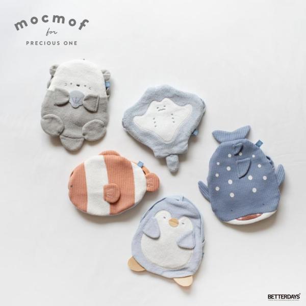 ●商品について「保冷ジェル付きで熱中症対策にぴったり」ラッコ、クマノミ、エイ、ペンギン、ジンベイザメ型のマルチポーチです。付属の保冷ジェルが、後ろのポケットにぴったり入るサイズになっています。ベビーカーや抱っこ紐に取り付けたり、リュックのよ...