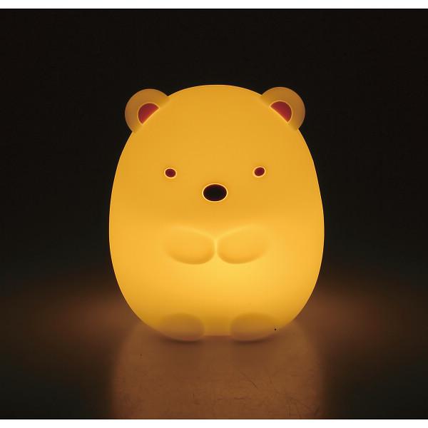 【送料無料】【メーカー直送】シリコーン樹脂製の柔らかいすみっコぐらしのライト。シリコーン部分から底部メカボックスの取り外しができ、シリコーン部分を煮沸消毒することができます。ライトの明るさは3段階で調整ができ、振動センサーとスイッチ操作の2...