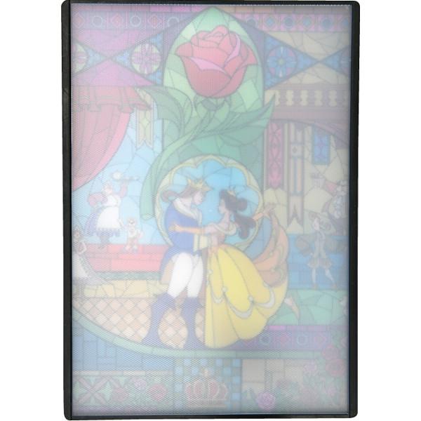 【送料無料】【メーカー直送】軽量・薄型のまな板です。トレーとしても使え、専用のスタンドが付いています。窓際等明るい場所に置いて頂くとステンドグラス風のデザインが引き立ちます。■サイズ現品(まな板)約26.3×18.5×0.6cm・(スタンド...