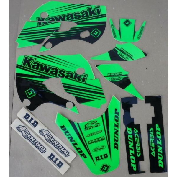 FLU DESIGNS PTS5 TEAMノーマルのグラフィックよりも丈夫で厚みがある15mmビニールグラフィックキットの内容は写真に写っている通りです[適合車種] カワサキKX65 全年式KLX110 2002 2003 2004 200...