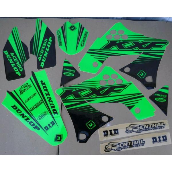FLU DESIGNS PTS5 TEAMノーマルのグラフィックよりも丈夫で厚みがある15mmビニールグラフィックキットの内容は写真に写っている通りです[適合車種] カワサキ KX250F 2009 2010 2011 2012