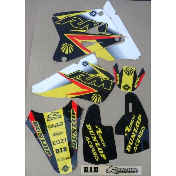 FLU DESIGNS PTS5 TEAMノーマルのグラフィックよりも丈夫で厚みがある15mmビニールグラフィックキットの内容は写真に写っている通りです[適合車種] スズキ RM85 RM85L 2002 2003 2004 2005 20...