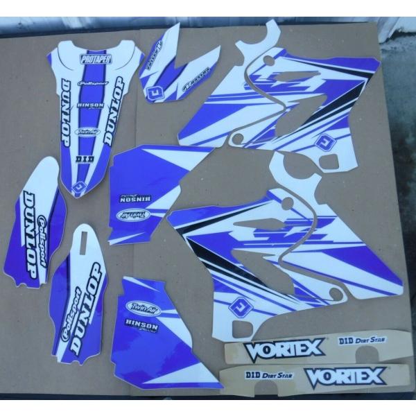 FLU DESIGNS PTS5 TEAMノーマルのグラフィックよりも丈夫で厚みがある15mmビニールグラフィックキットの内容は写真に写っている通りです[適合車種] ヤマハ YZ125 YZ250 2015 2016 2017 2018 2...