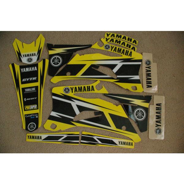 HURRICANE YELLOWノーマルのグラフィックよりも丈夫で厚みがある15mmビニールグラフィックキットの内容は写真に写っている通りです[適合車種] ヤマハ YZ250F YZ450F 2006 2007 2008 2009 #爆買