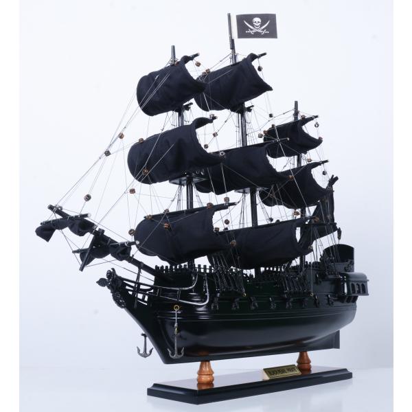 サイズ:47cm(W) x 49cm(H) x 16cm(D)ウエスタンレッドシダー、ローズウッド、マホガニーなどの高品質ウッド素材を使用して1つ１つ手作りで製作されています。こちらの商品は製作キットではなく組み立て済みの完成品です。配送は...